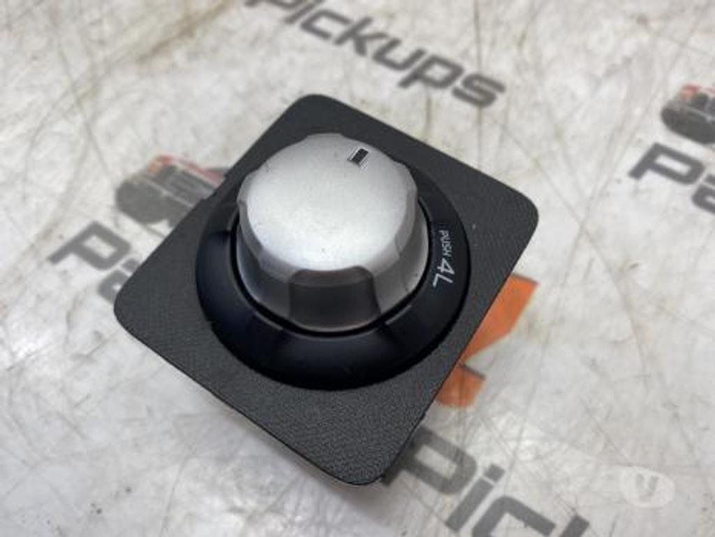 2020 isuzu d-max blade 4wd selector 2012-2021 716. Vaynor Park - SY21 ...